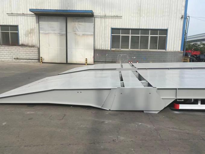 120t 10 Axles Detachable Low Bed Semi Trailer For Transporting Excavator